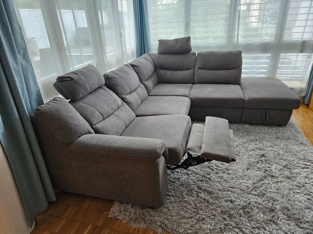 Gemütliches Ecksofa mit Relaxfunktion (Motor) (Gebraucht) in Dättwil AG ...