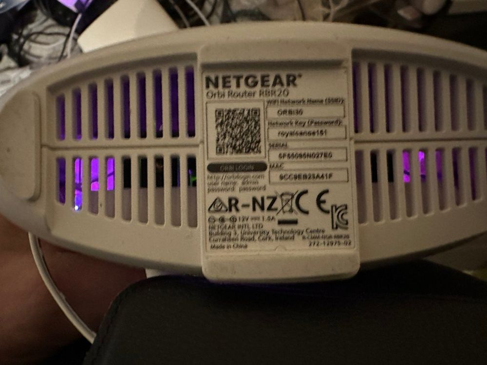 Netgear Orbi WLAN Mesh System RBR20 und 2x RBS20 (Gebraucht) in Brunnen ...