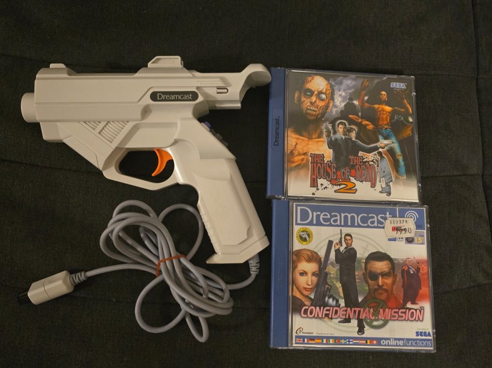 HouseofThe Dead2+Confidential Mission+Original Gun Dreamcast (Gebraucht ...