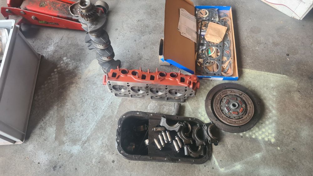 VOLVO Motor B18 Teile (Gebraucht) in St. Gallen für CHF 2000 – nur ...