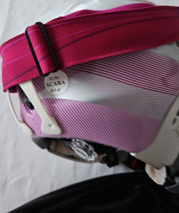 Neuwertiger Skihelm SCARA (52-56cm) in Weiss/Pink Design (Gebraucht) in ...