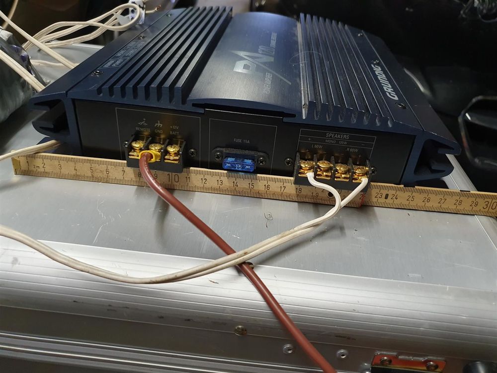 Subwoofer Verstärker und Frequenzweiche | Kaufen auf Ricardo