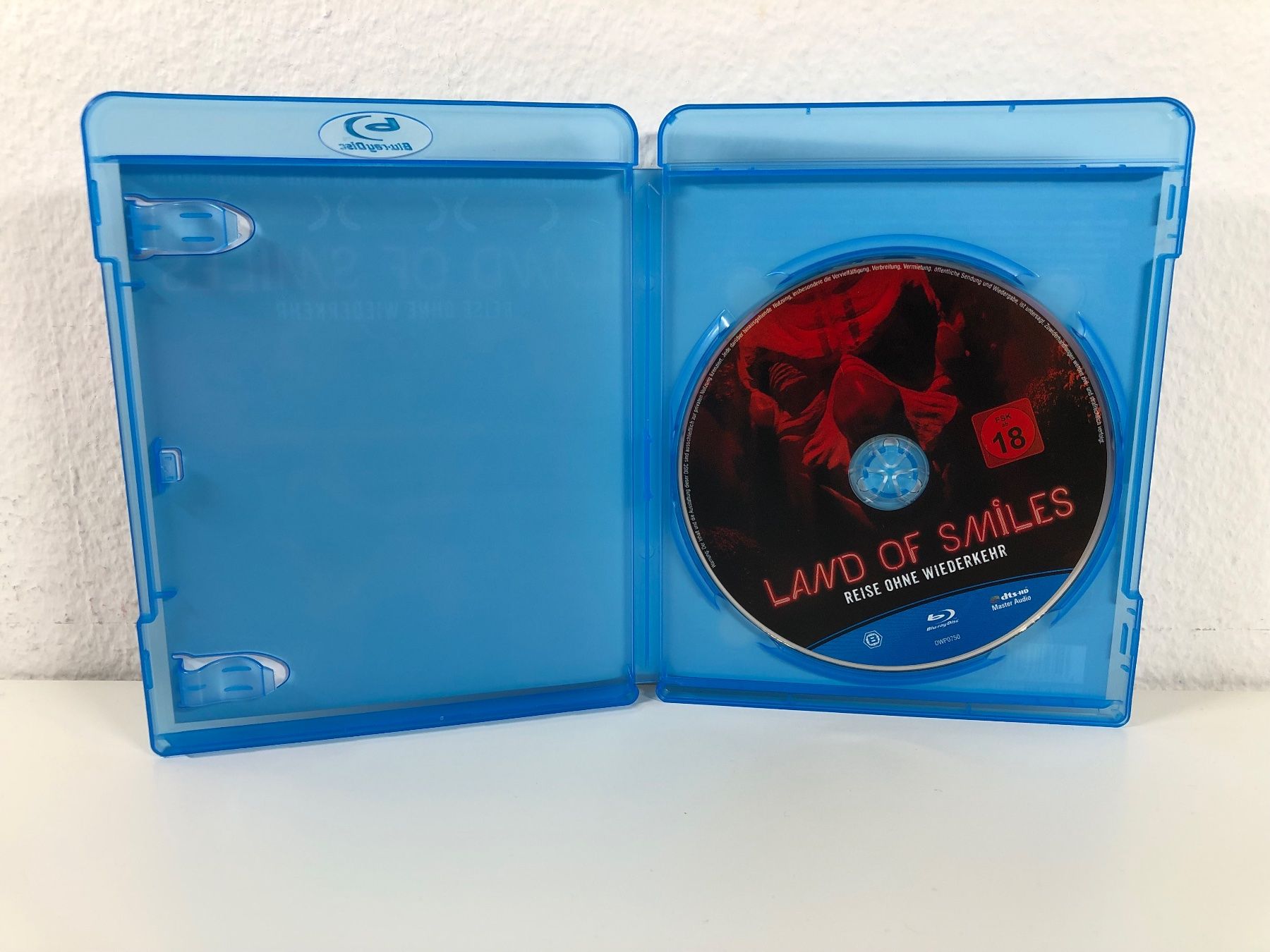 Land of Smiles - Reise ohne Wiederkehr (2016) - Bluray (Gebraucht) in ...