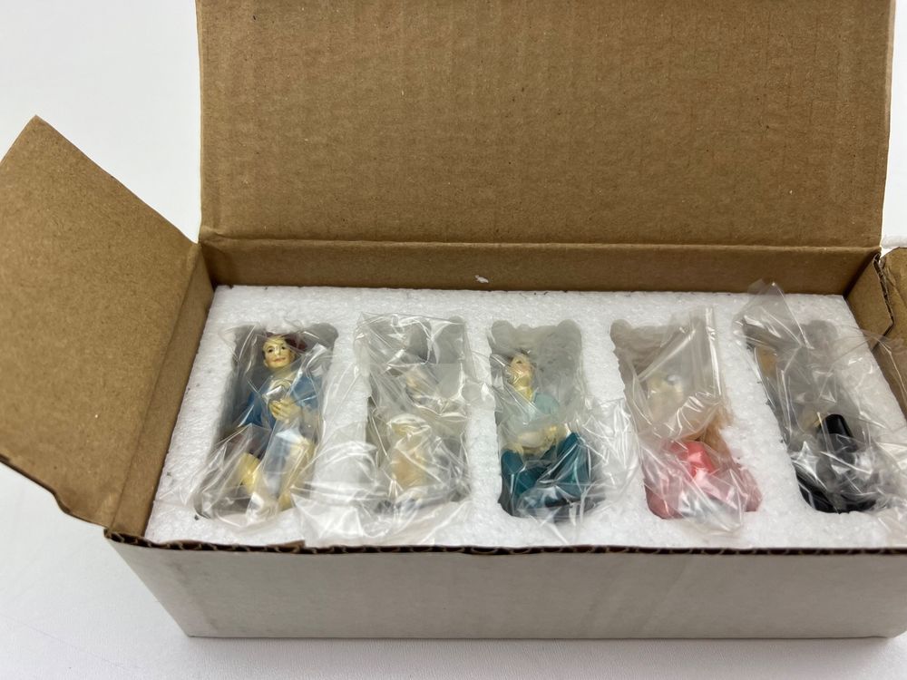 PREHM Figuren Art. Nr. 550117 5 SITZENDE FIGUREN SET 2 (Neu und ...