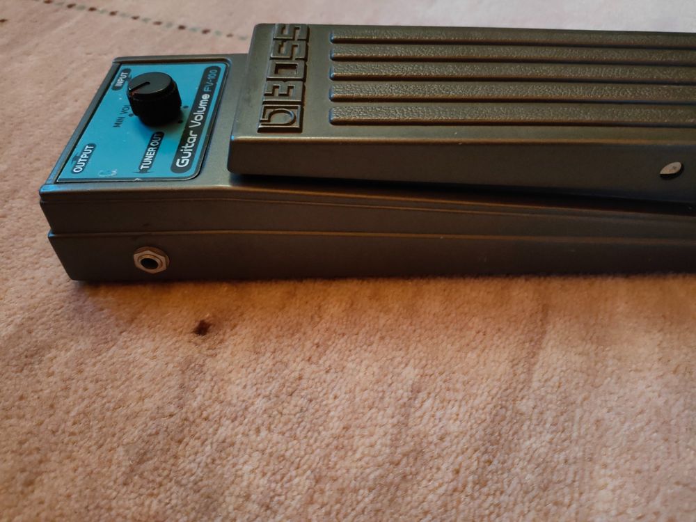 Volume BOSS FV-100 | Kaufen auf Ricardo