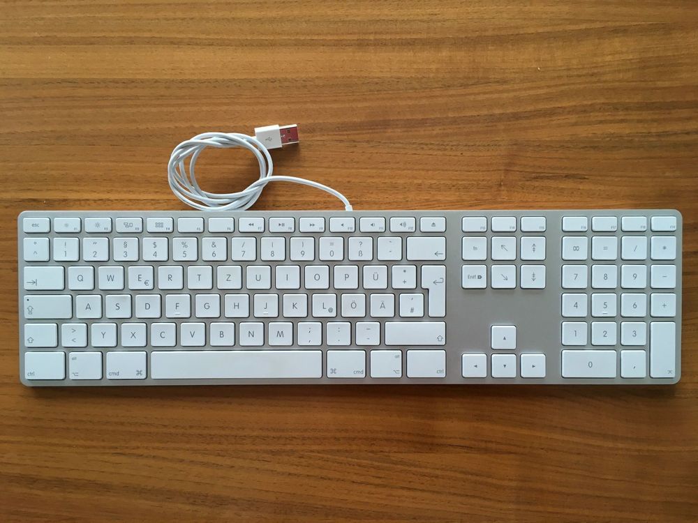Apple Tastatur mit Zahlenblock - Deutsch | Kaufen auf Ricardo