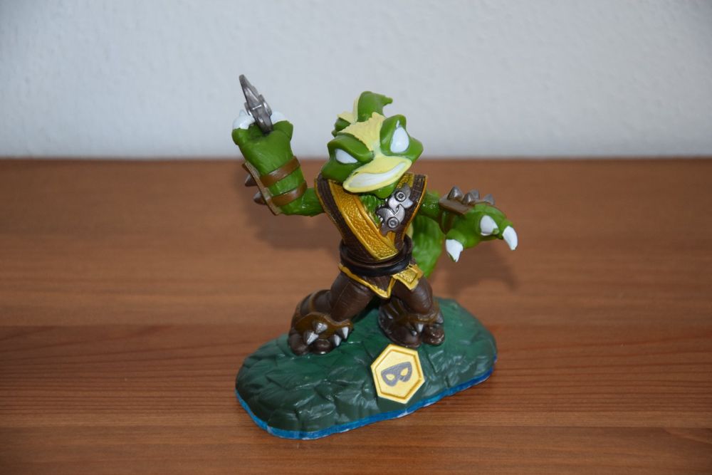 Skylanders Stink Bomb - Swap Force (level 15 + upgrade) (Gebraucht) in ...