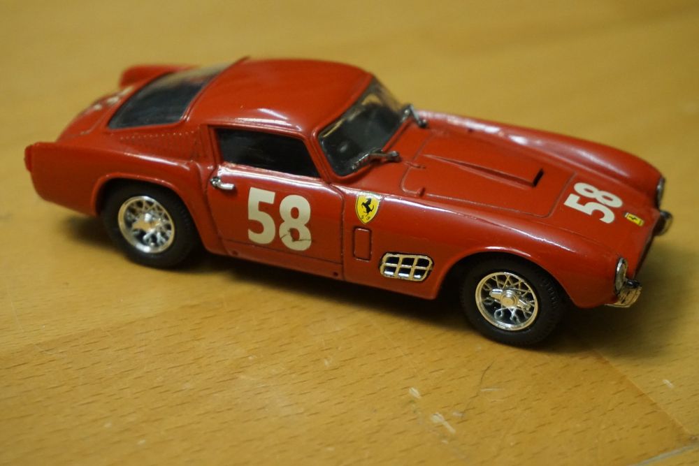 BOX `58 Ferrari 250 GT KULT !!!!!!!!!!! | Kaufen auf Ricardo