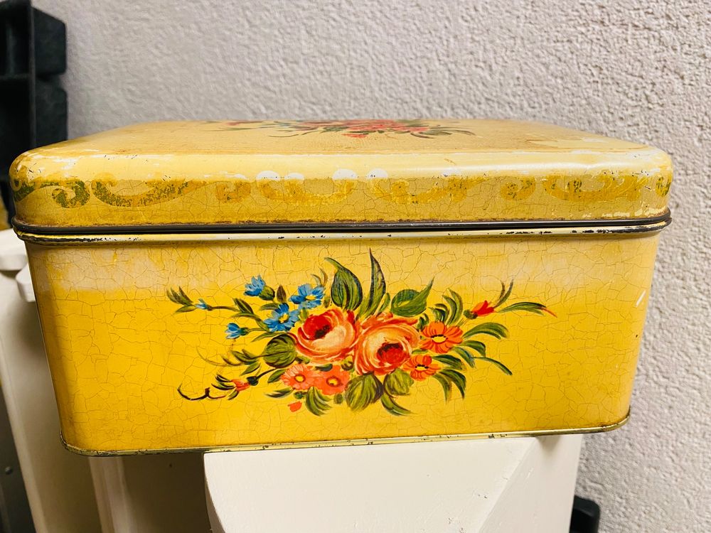 grosse Blechdose, Blümchen Dekor, Shabby Chic Dose (Gebraucht) in ...