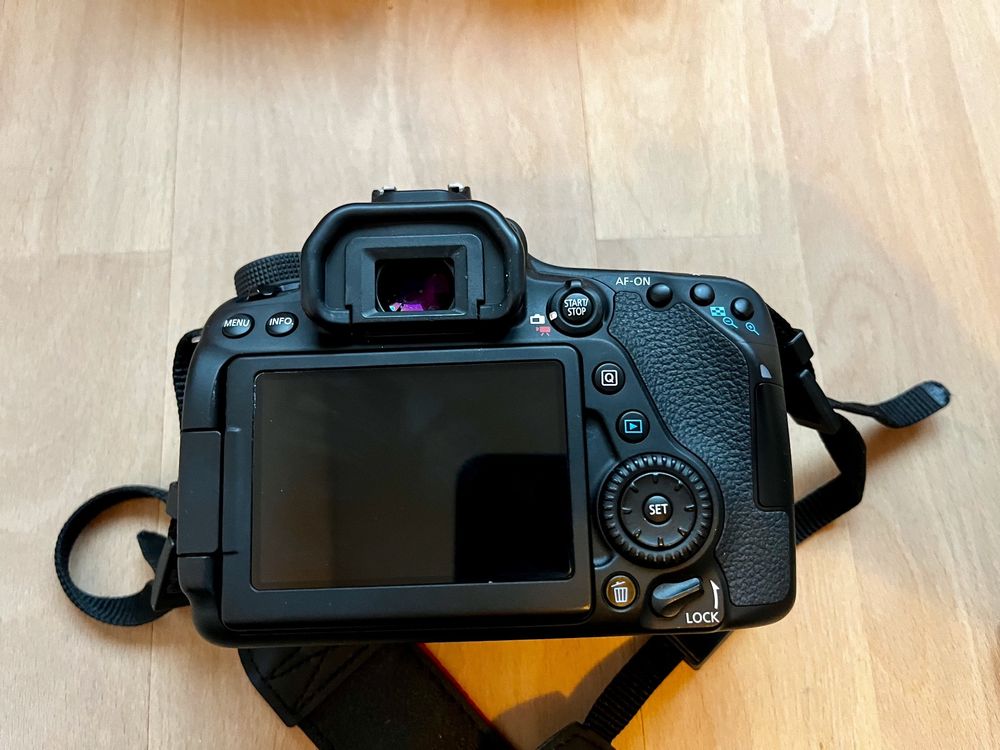 CANON EOS 80D & 2 OBJEKTIVE | Kaufen auf Ricardo