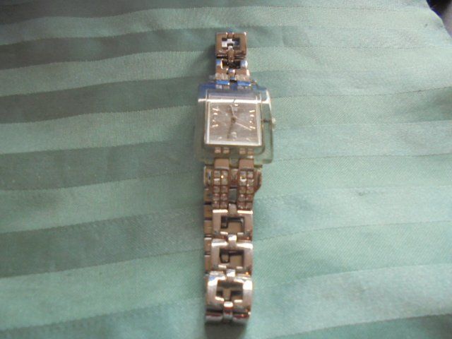 SWATCH Square Uhr Damen (Gebraucht) in Hinwil für CHF 15 – mit ...