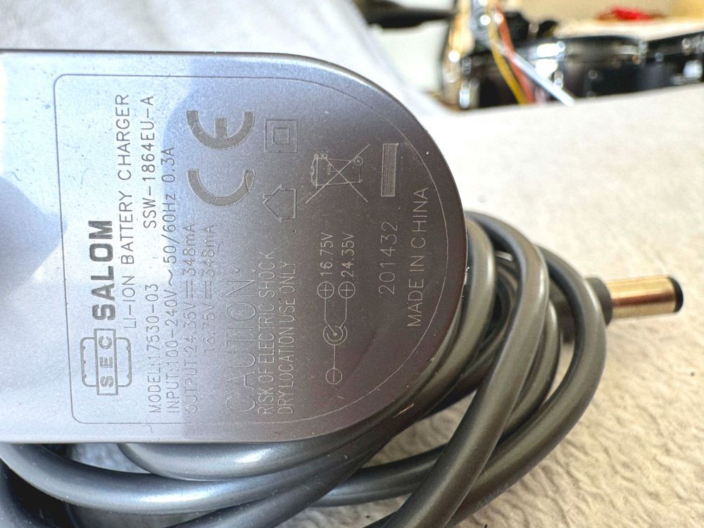 Dyson Power Adapter PSU Stromadapter model17530-03 | Kaufen auf Ricardo