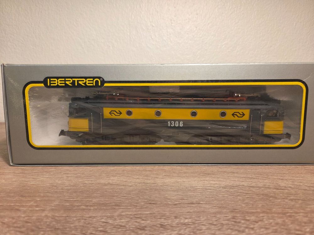 Ibertren 2113 E-Lok 1306 NS H0 (D'occasion) à St-Aubin-Sauges pour CHF ...