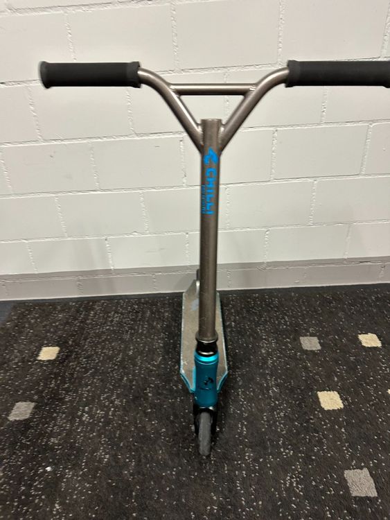 CHILLI PRO SCOOTER 3000 - BLUE (Gebraucht) in Eschenbach SG für CHF 30 ...