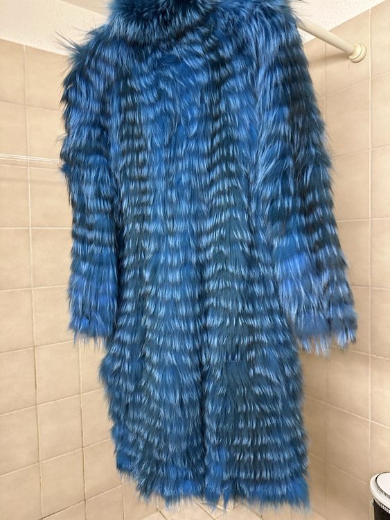 Winter: Blauer Pelzmantel, Grösse M - Warm und stilvoll! (Gebraucht) in ...