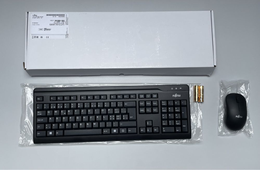 FUJITSU Wireless Keyboardset, CH (Neu und originalverpackt) in Brunnen ...