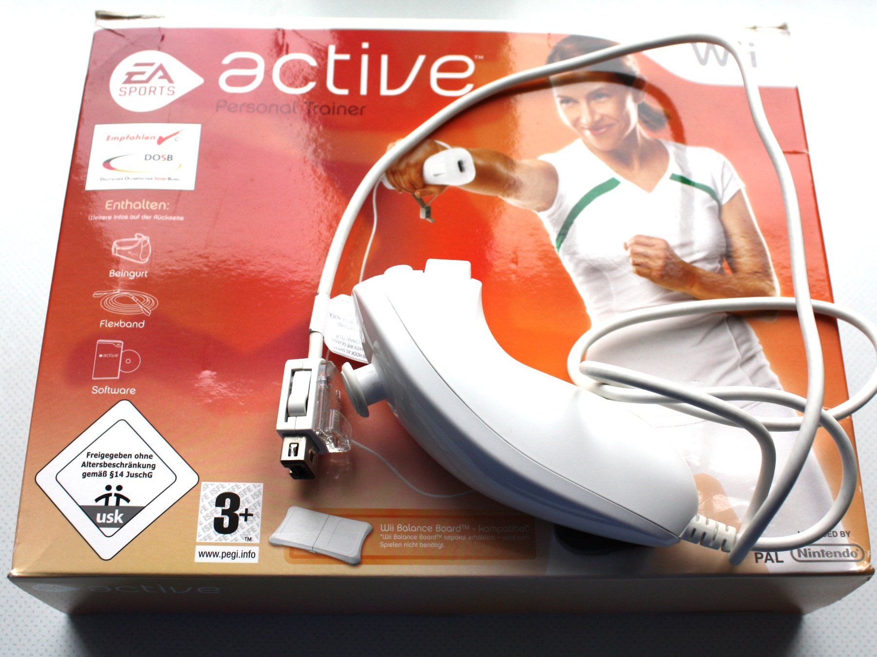 Nintendo Wii Fit Plus mit Balance Board und viel Zubehör... (Gebraucht ...