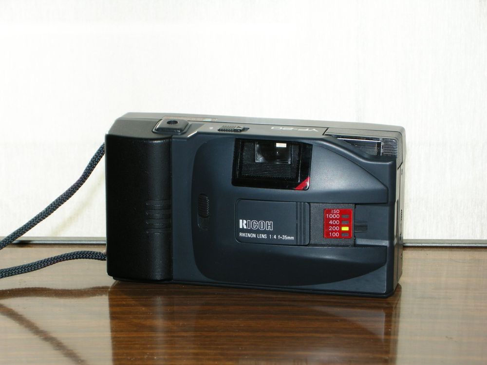 Ricoh YF-20 / 35mm Point n Shoot Kamera / Analog / Lomo | Kaufen auf ...