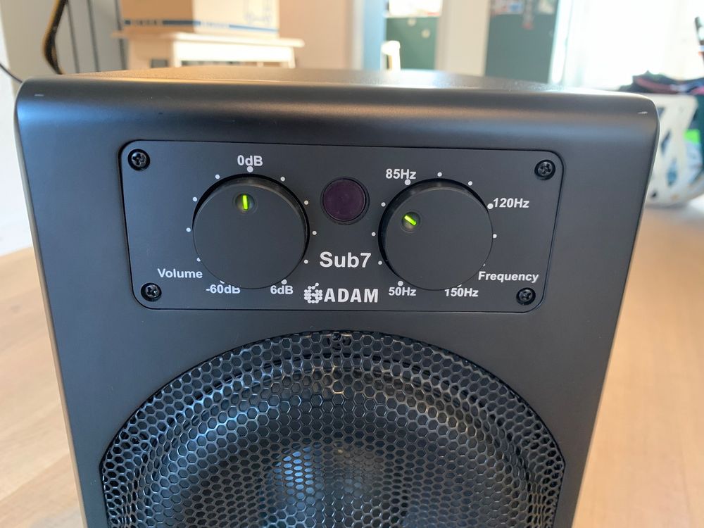 Adam Sub 7 Active Subwoofer (Gebraucht) in Zürich für CHF 194 – mit ...