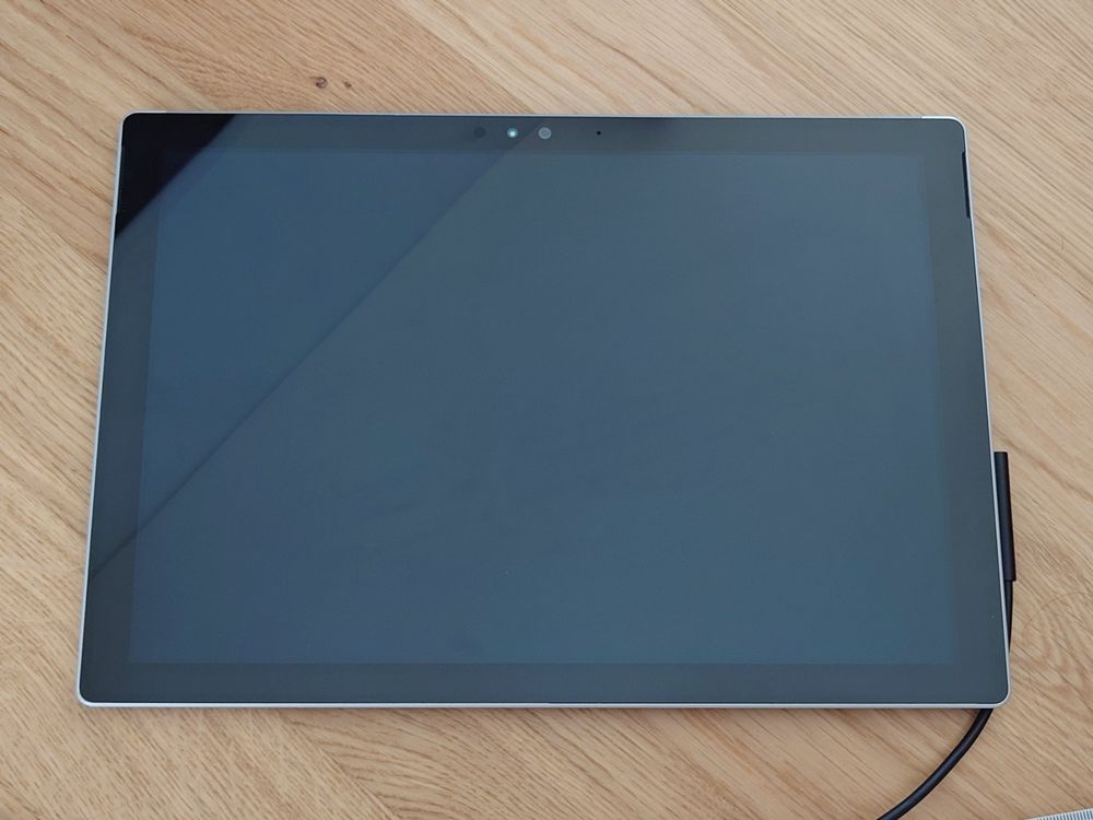 Microsoft Surface Tablet (Gebraucht) in Zürich für CHF 140 – mit ...