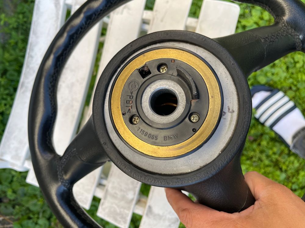 BMW E36 M-Tech Lenkrad in sehr gutem Zustand (Gebraucht) in Zürich für ...