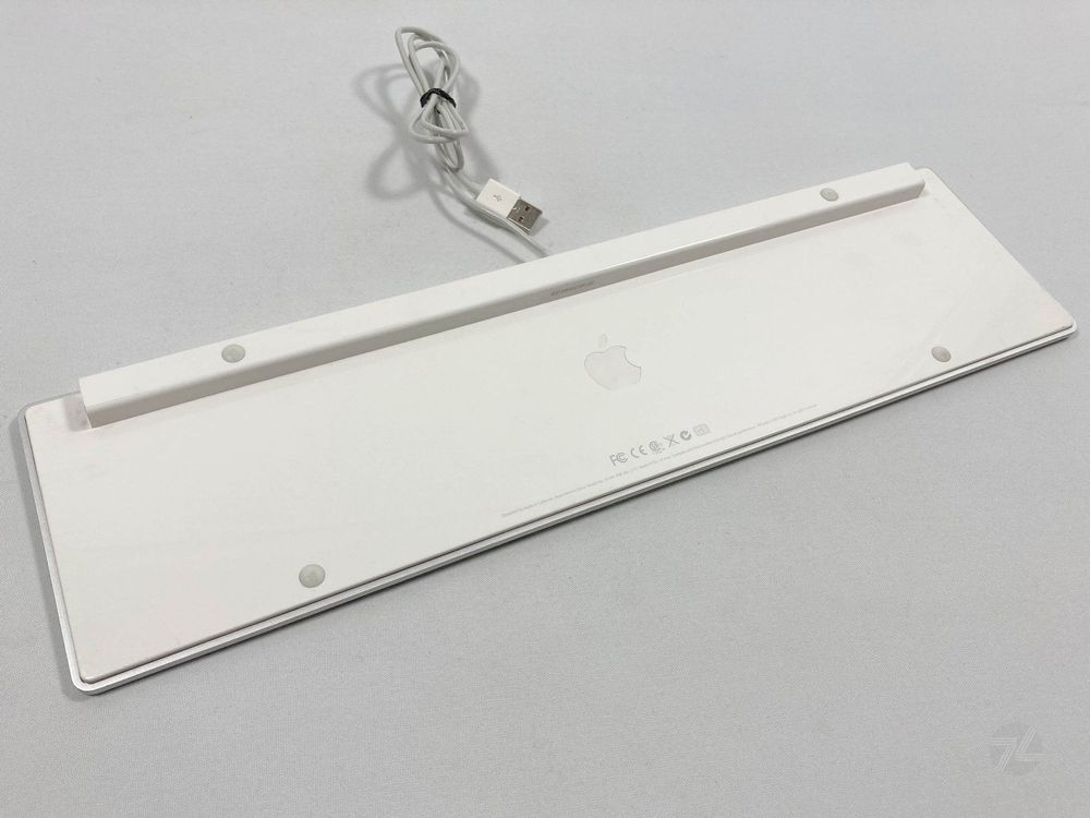 Apple A1243 USB Keyboard Tastatur Alu Silber Zahlenblock (Gebraucht) in ...