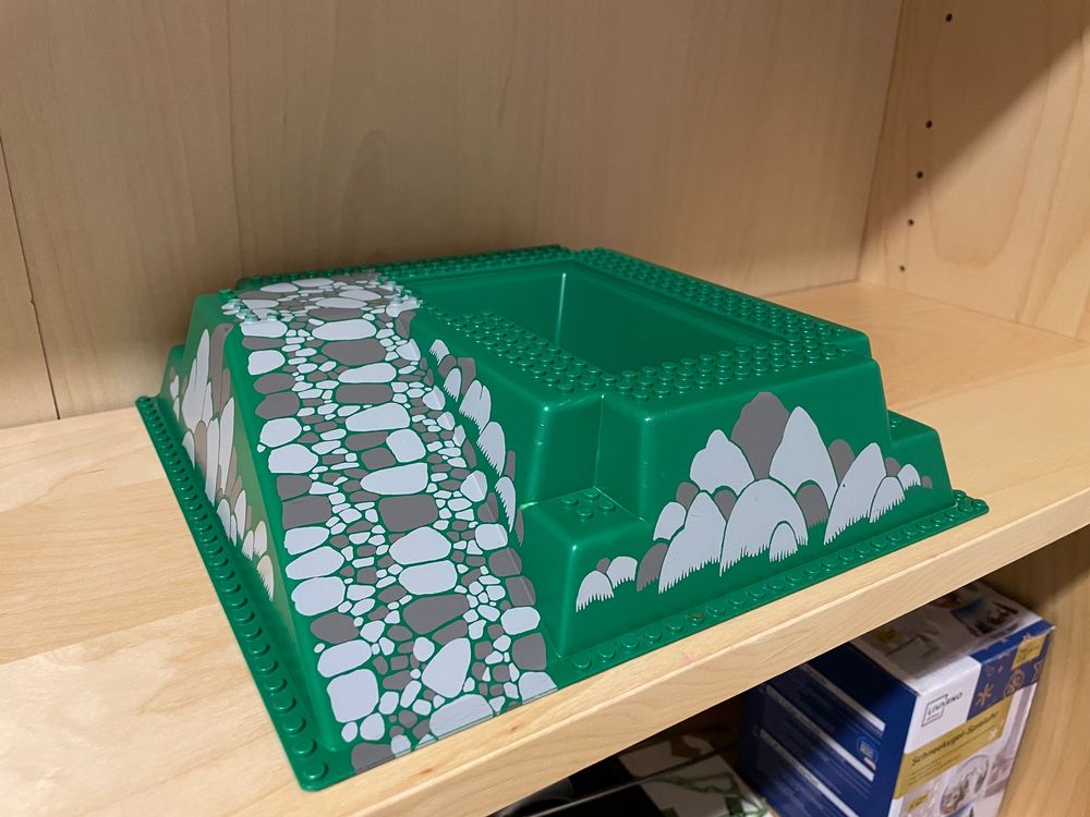 Lego 2552px6 - Baseplate, Raised 32 x 32 with Ramp and Pit (Gebraucht ...