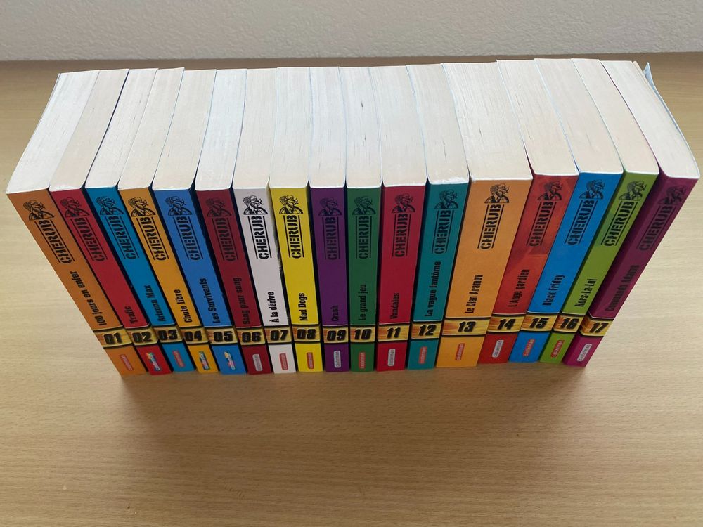 Collection complète CHERUB 1-17 (Gebraucht) in Delémont für CHF 45 ...