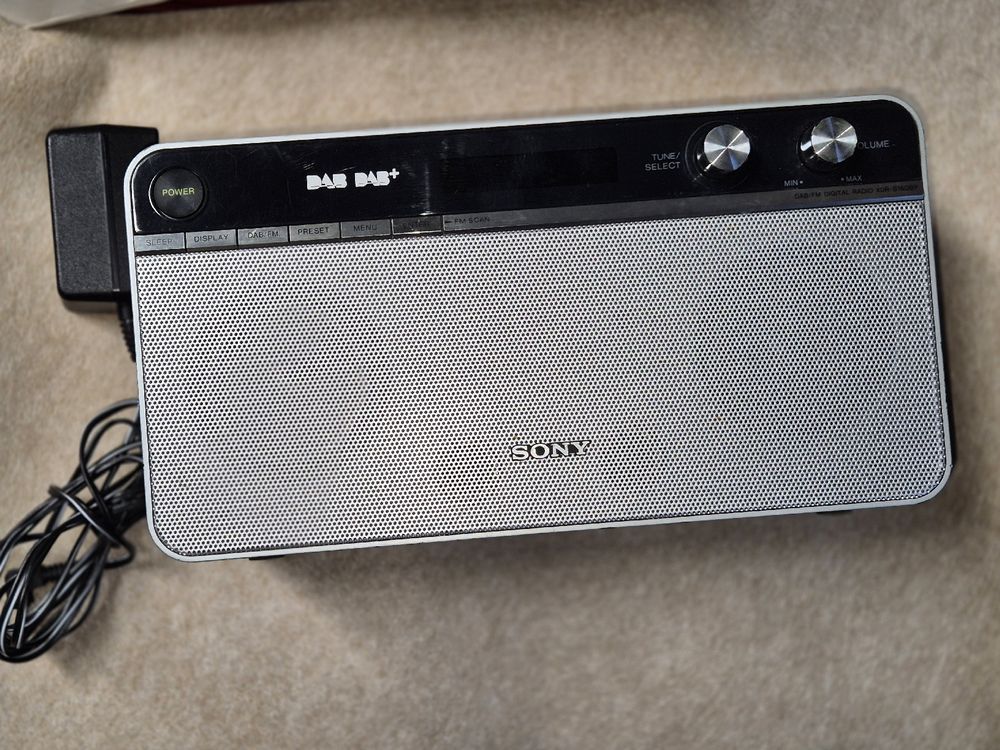 Sony Radio DAD + (Gebraucht) in Näfels für CHF 40 – mit Lieferung auf ...