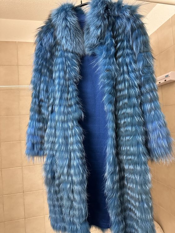 Winter: Blauer Pelzmantel, Grösse M - Warm und stilvoll! (Gebraucht) in ...