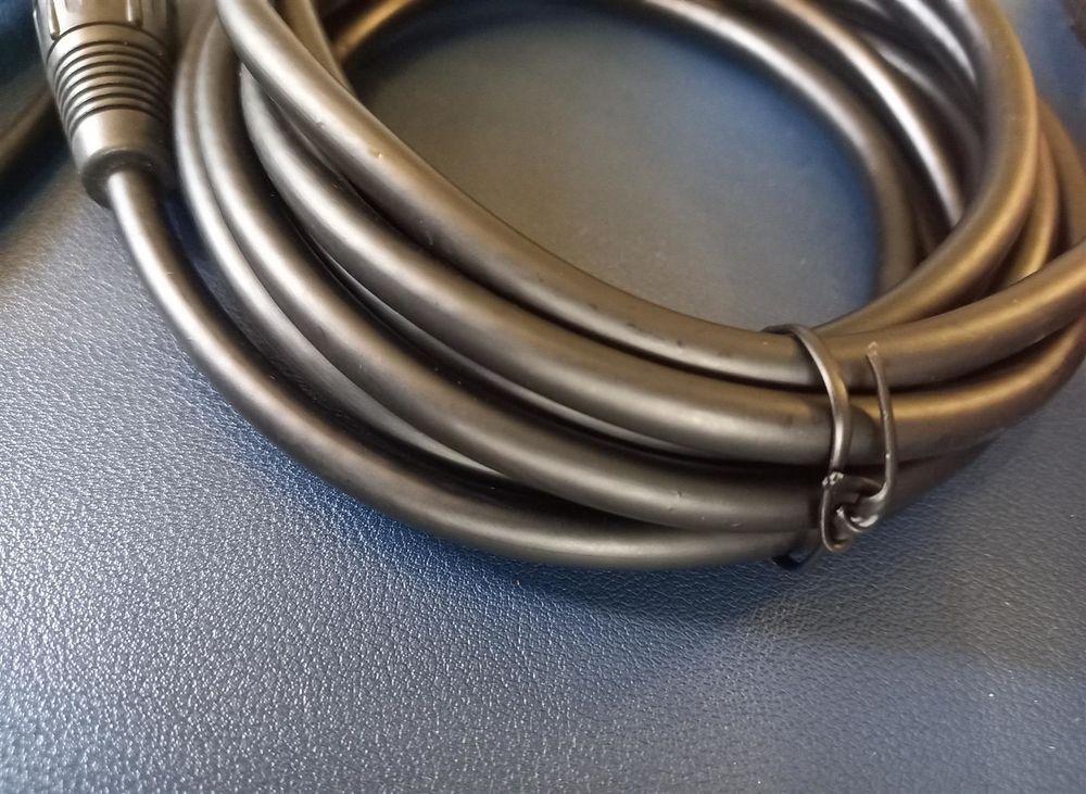 2 x XLR-Kabel (5m) - Lot de 2 câbles XLR mâle à femelle (5m) (Neu und ...