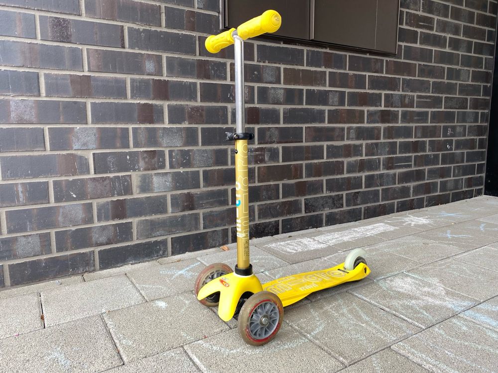 Micro Mini Deluxe Gelb Scooter 3-Rad | Kaufen auf Ricardo