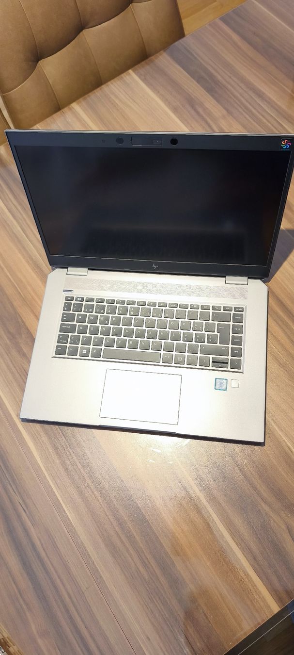 HP ZBook Studio G5, i7, 32 GB RAM, Windows 11 (Gebraucht) in Rüfenacht ...
