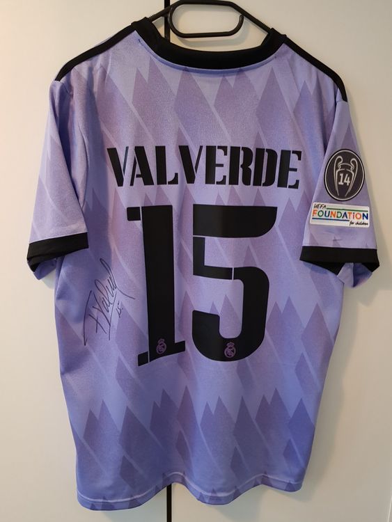 Federico Valverde - Real Madrid Away Trikot - Signiert | Kaufen auf Ricardo