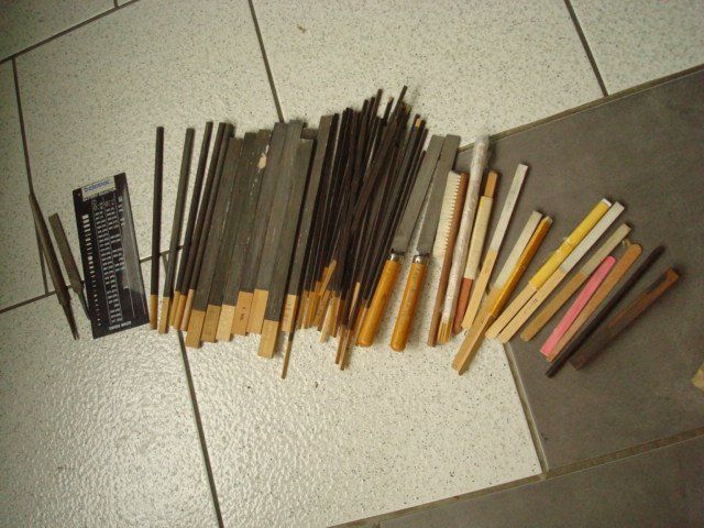 Viele Feilen rund, Leder, Eisen mit Griff, cabochons Bergeon (Gebraucht ...