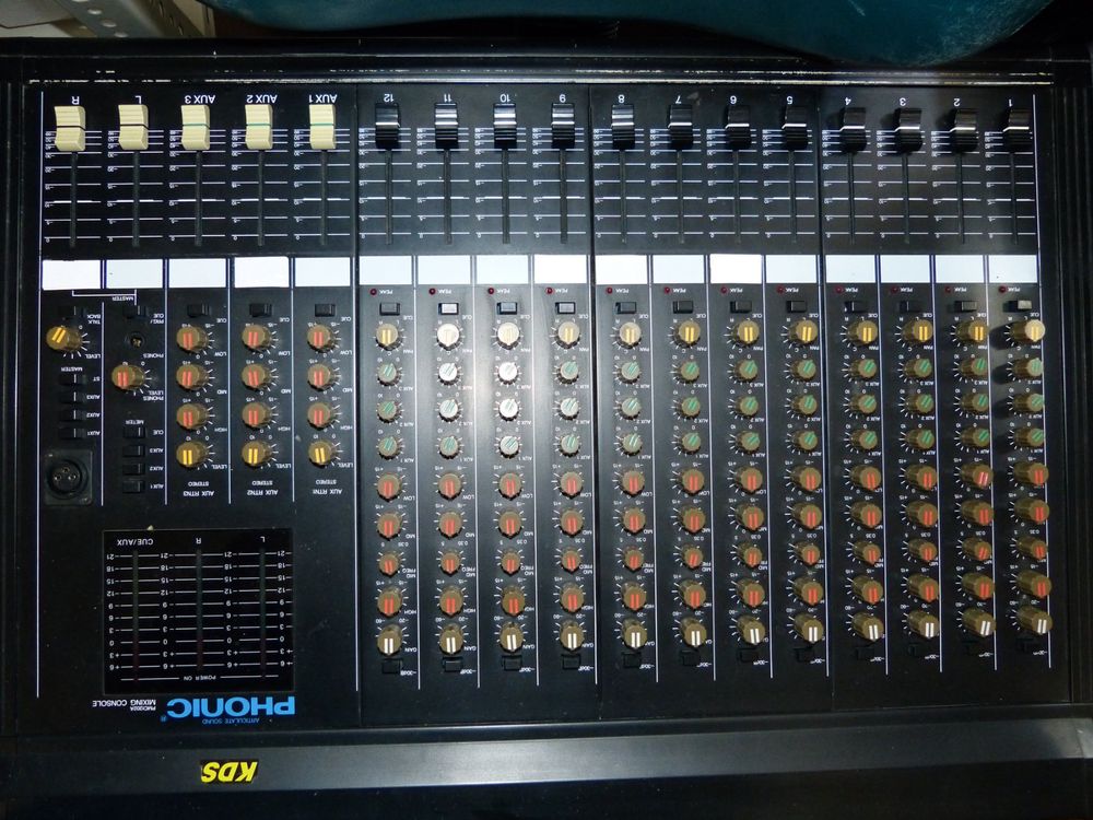 Phonic PMC 240A Mixing Desk * ein SUPER 24 Kanal Mischpult | Kaufen auf ...