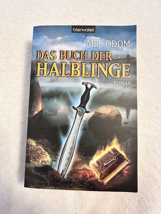 Buch 📕: Das Buch der Halblinge (Roman) (Neu (gemäss Beschreibung)) in ...