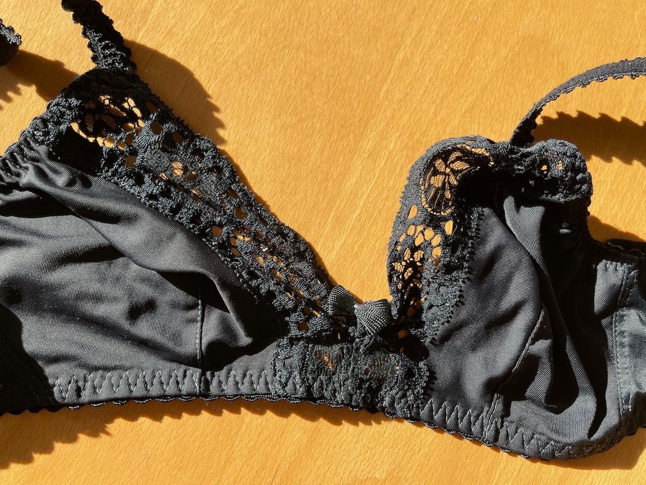 Schwarzer Spitzen BH 70 A, sehr guter Zustand (Gebraucht) in Winterthur ...