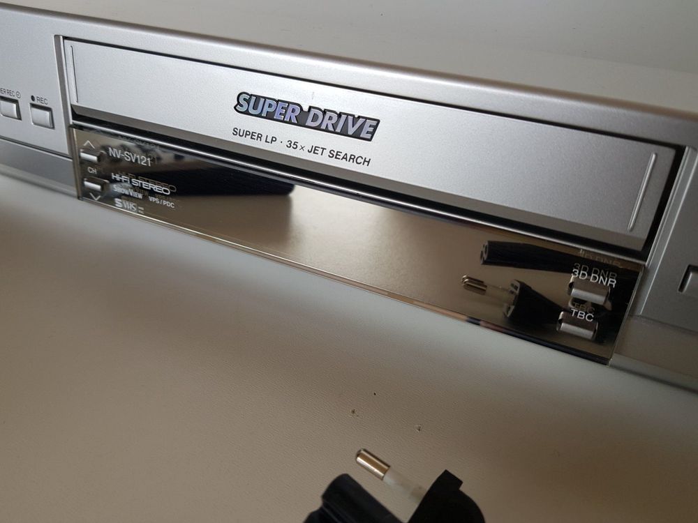 Panasonic Super VHS (S-VHS) Videorecorder NV-SV121 (Gebraucht) in ...