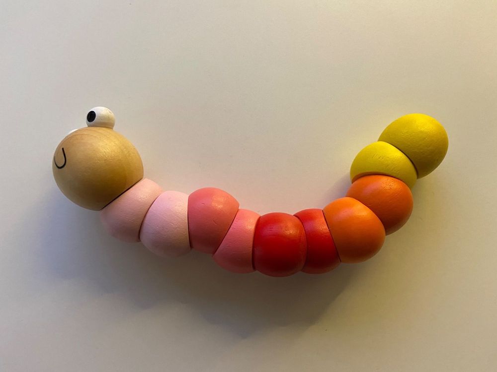 Holzspielzeug Wurm - wie neu (Gebraucht) in Zollikerberg für CHF 5.6 ...