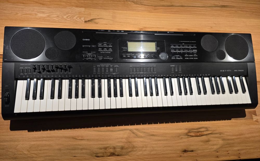 Casio WK-7500 Keyboard, Top Zustand, viele Funktionen | Kaufen auf Ricardo