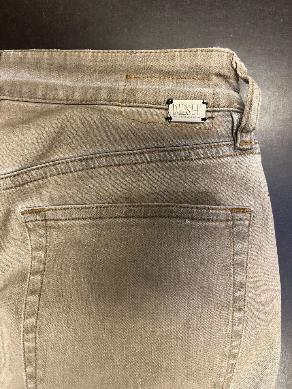 Jeans enduit diesel gris 26W 32L (D'occasion) à Veyrier pour CHF 25 ...
