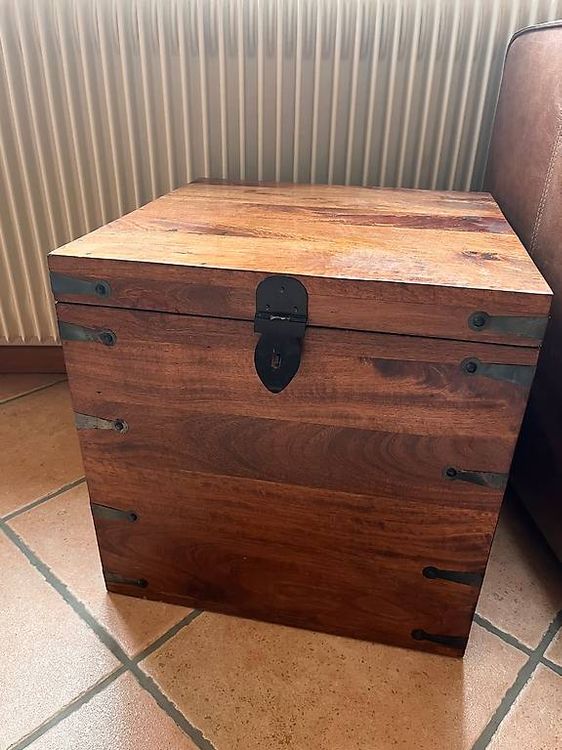 Malle en bois massif (D'occasion) à Bretonnières pour CHF 100 – retrait uniquement | Acheter sur ...