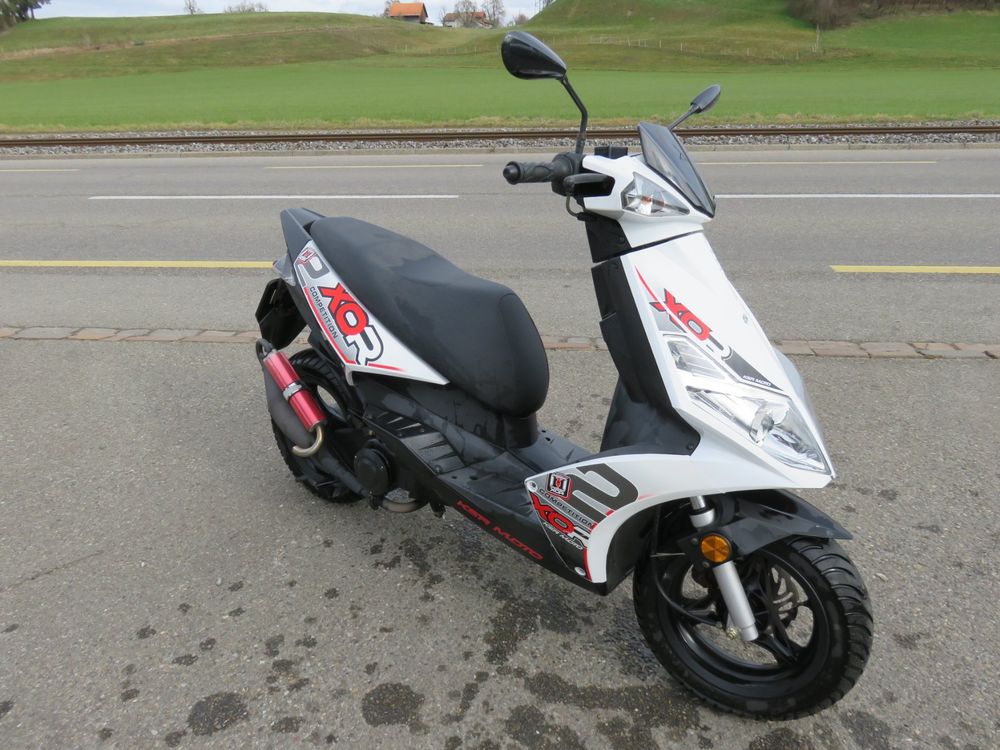 GENERIC XOR 50 mit erst 2600km 2 Plätzer | Kaufen auf Ricardo