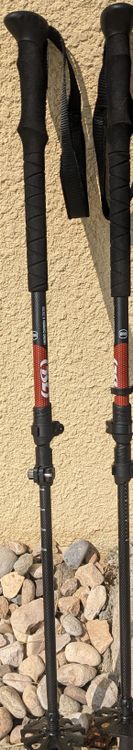 Bâtons de randonnée télescopiques carbone (Neuf (Voir description)) à Essertines-Yverdon pour ...