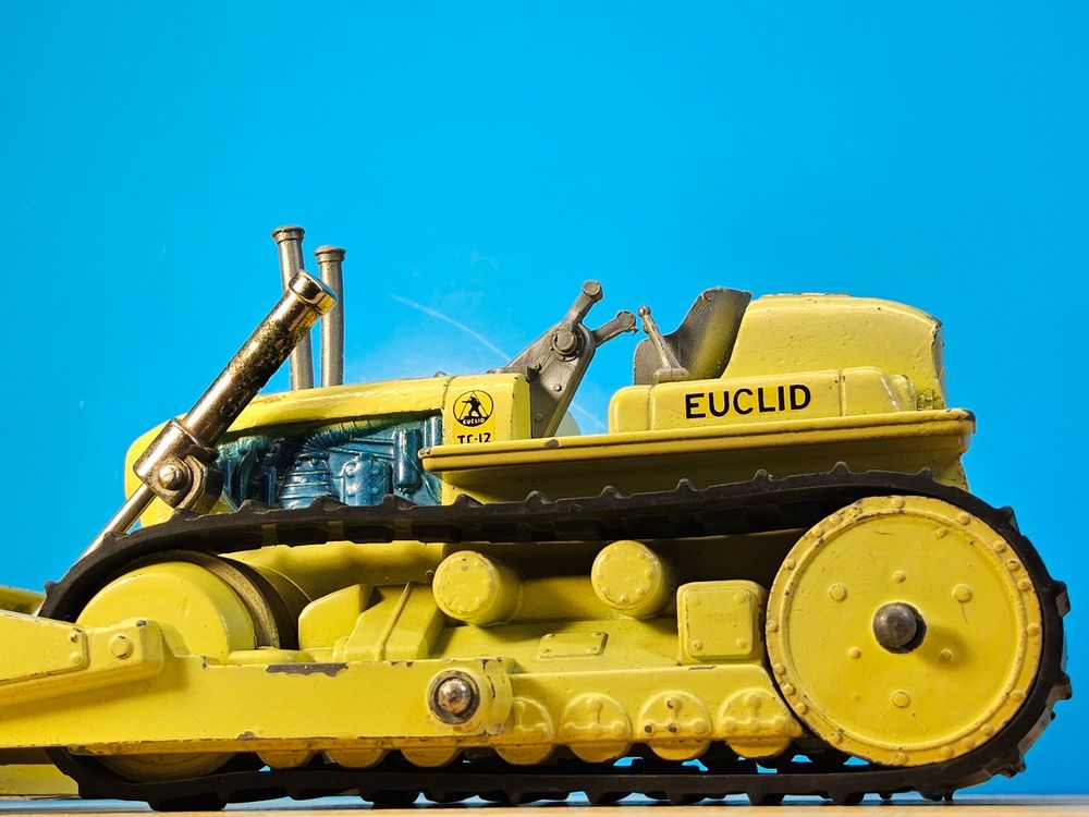 EUCLID TC-12 TRACTOR WITH DOZER __ 16cm __ Corgi Major Toys (Gebraucht ...