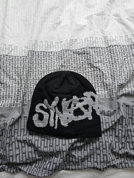 Bonnet Syna World (Gebraucht) in Cointrin für CHF 10 – nur Abholung auf ...