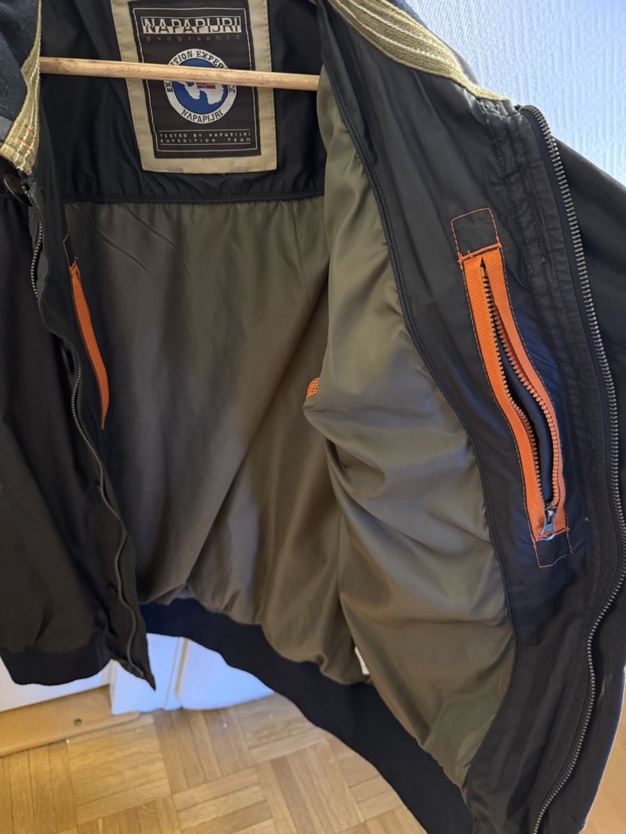 Veste mi-saison Napapijri - taille M (D'occasion) à Genève pour CHF 10 ...