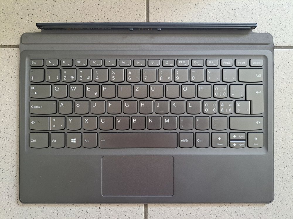 Tablet Computer Lenovo MIIX 520-12IKB mit SIM Slot (Défectueux) à Rüti ...