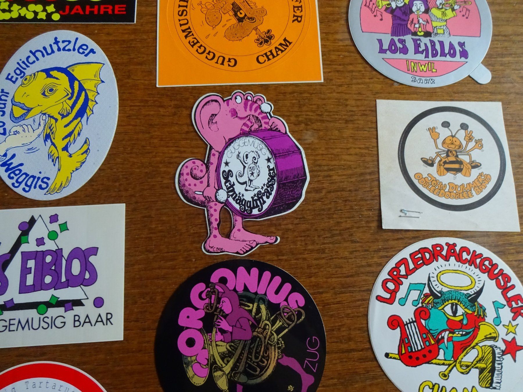 15 Aufkleber aus ca. 1970 bis 1990 - GUGGEN (Gebraucht) in Cham für CHF ...